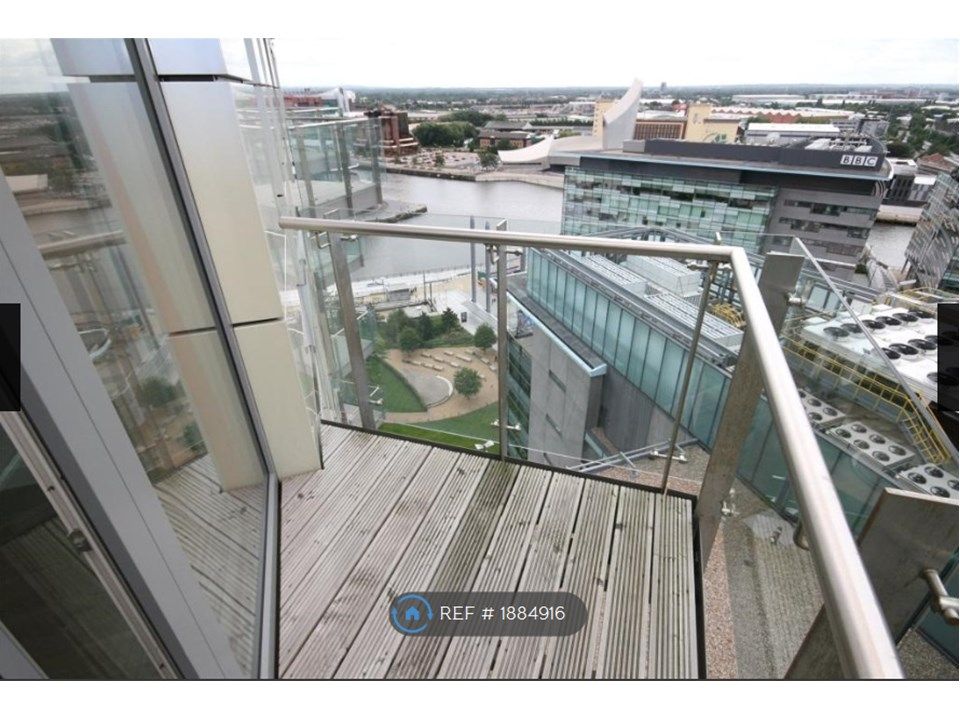 1 bed flat to rent in Number One, Greater Manchester M50, £1,150 pcm ...