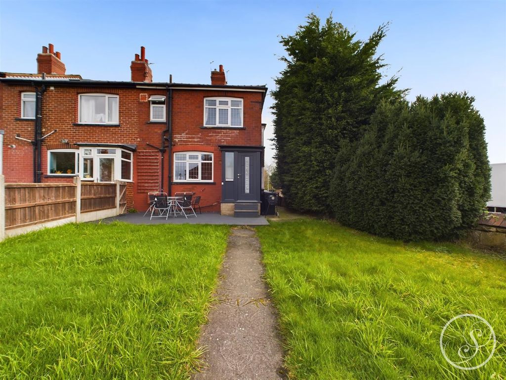 3 Bed End Terrace House For Sale In Sycamore Avenue Halton Leeds Ls15