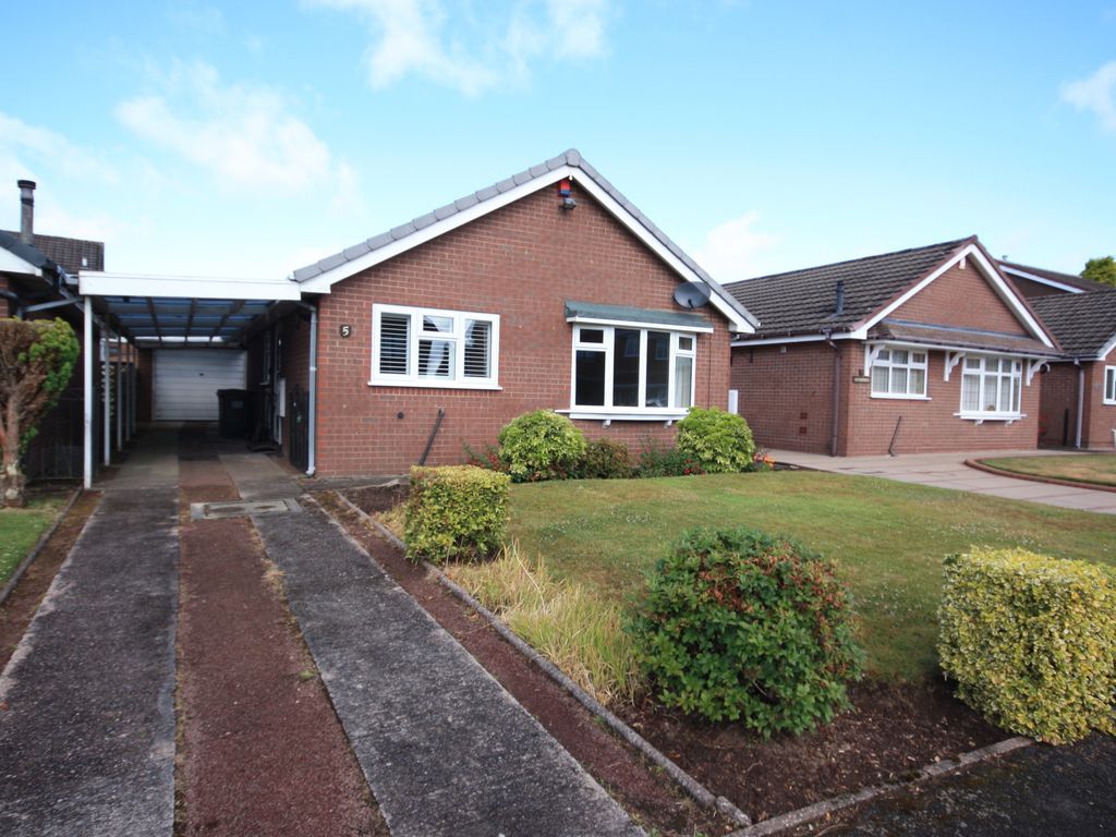 2 bed detached bungalow for sale in Arran Drive, Packmoor, Stoke On ...