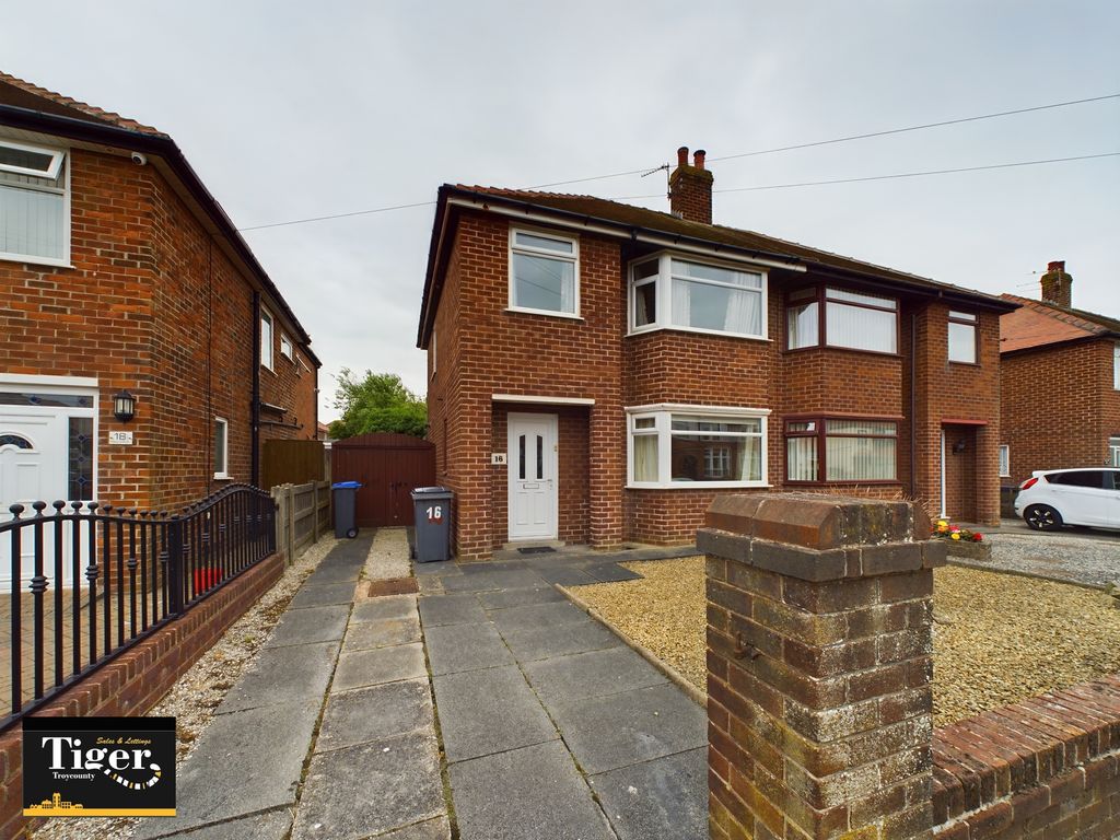 3 Bed Semi Detached House For Sale In Waller Avenue Bispham Blackpool