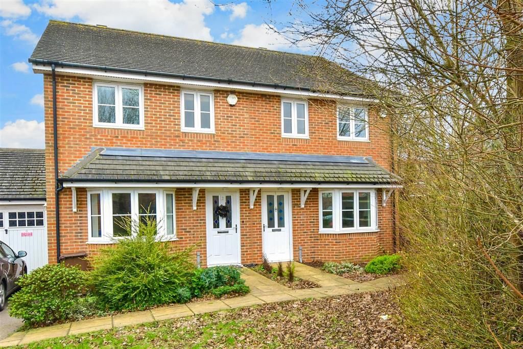 3 Bed Semi Detached House For Sale In King George Road Walderslade