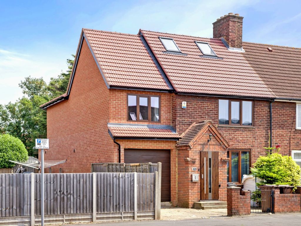 5 bed end terrace house for sale in Parsloes Avenue, Dagenham RM9, £ ...