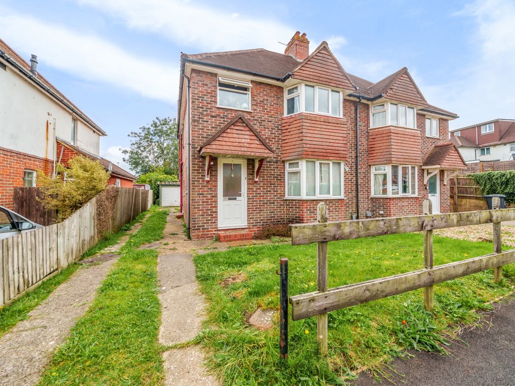 3 Bed Semi Detached House For Sale In Beech Grove Guildford Surrey