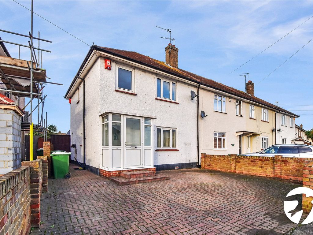 3 Bed End Terrace House For Sale In Crayford Way Crayford Kent Da1 £