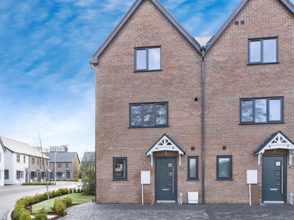 5 bed property to rent in Willow Close, Thurmaston, Leicester LE4, £ ...