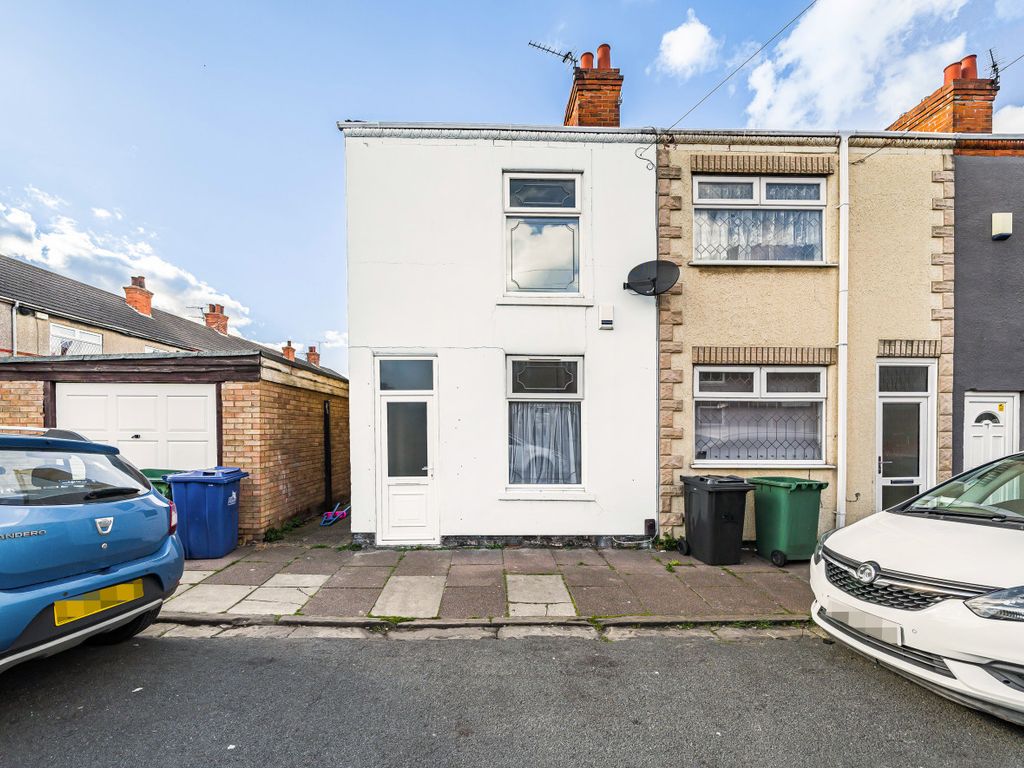 2 bed end terrace house for sale in James Street, Grimsby DN31 - Zoopla