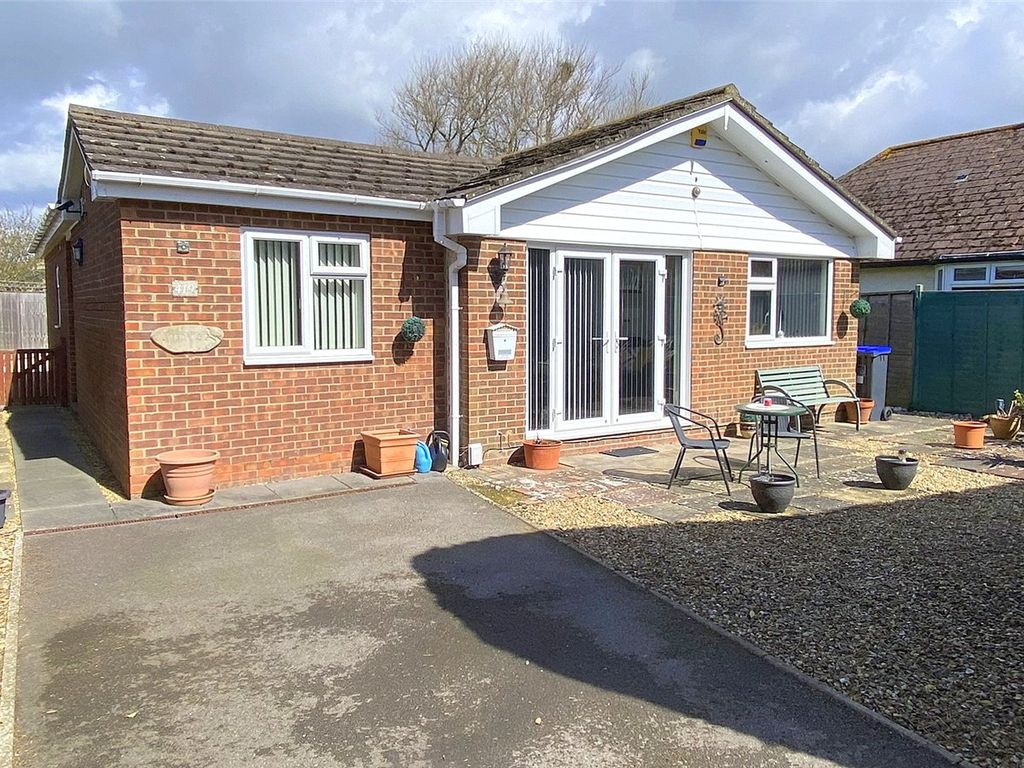 3 Bed Bungalow For Sale In Brighton Road Lancing West Sussex Bn15