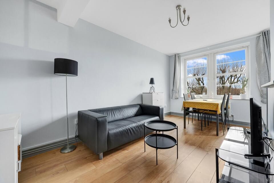 2 bed flat to rent in Kinglake Estate, London SE17, £1,998 pcm - Zoopla