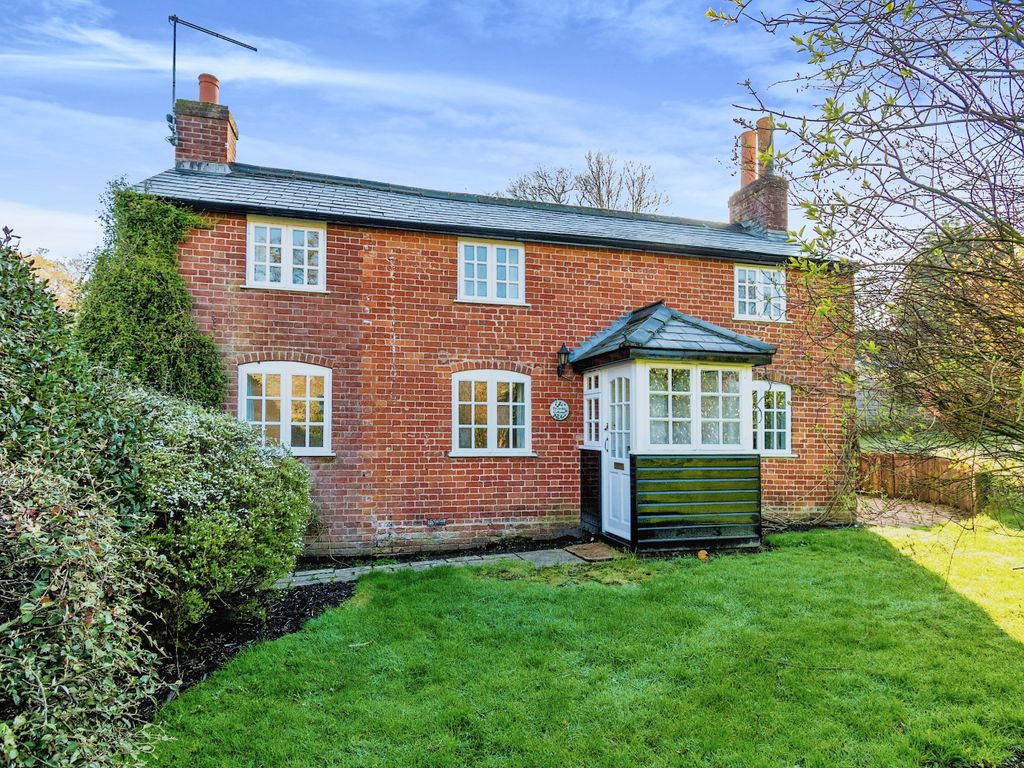 4 bed detached house for sale in Bank, Lyndhurst, Hampshire SO43 - Zoopla