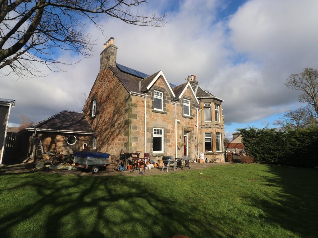 6 bed detached house for sale in Den Walk, Methil, Leven KY8 - Zoopla