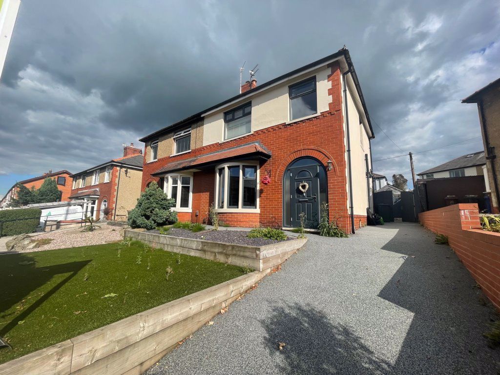 3 bed semi-detached house to rent in Dill Hall Lane, Church, Accrington ...