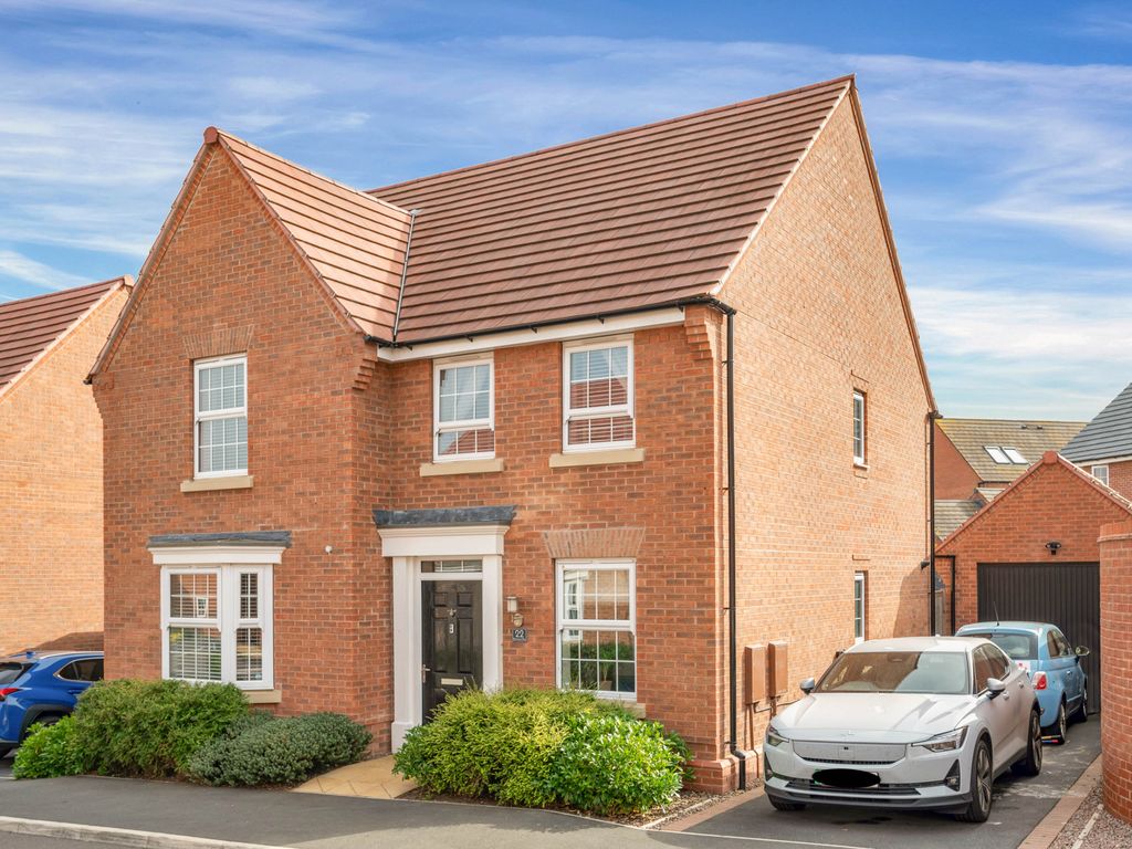 4 Bed Detached House For Sale In Beaumaris Way Grantham Ng31 £390 000