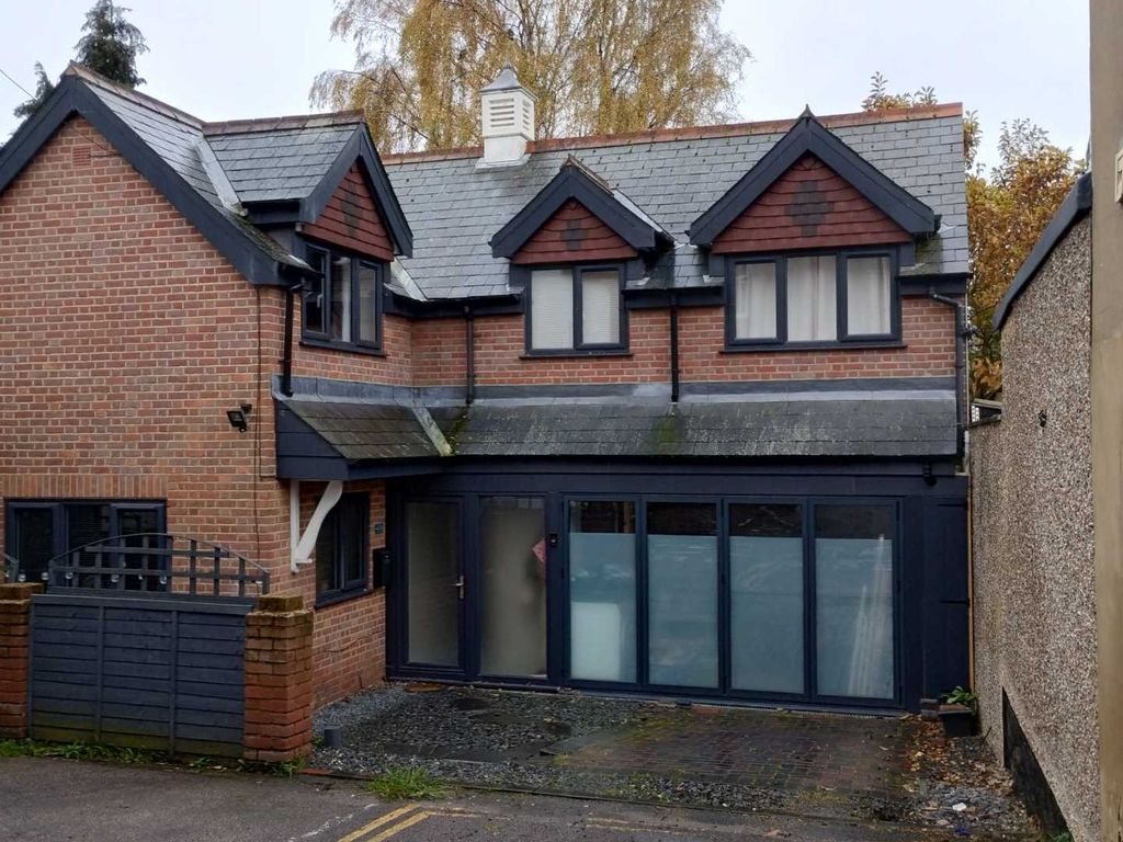 3 bed detached house for sale in St Johns Road, Boxmoor HP1, £450,000 ...