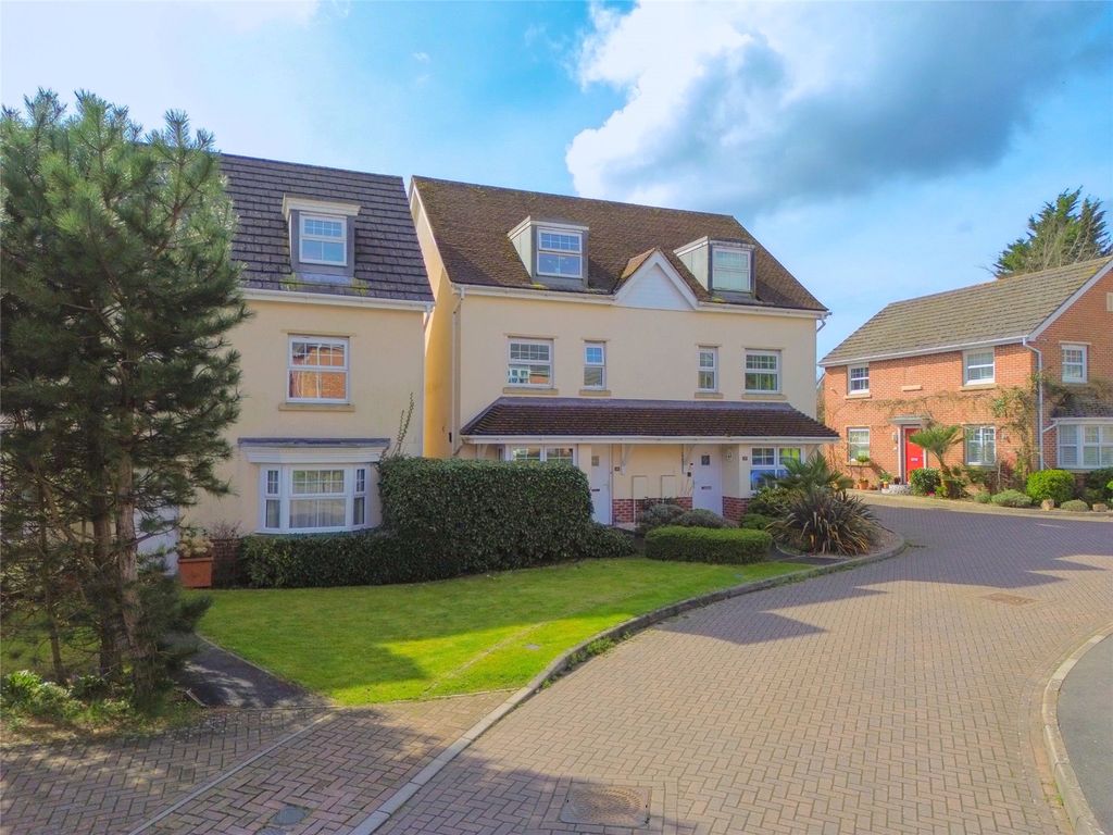 4 bed semi-detached house for sale in Buckland Gardens, Lymington ...