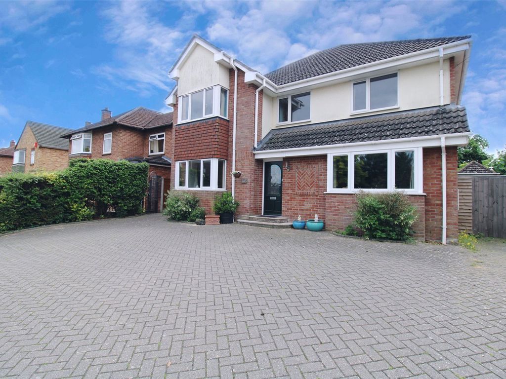 4 Bed Detached House For Sale In The Commons Prettygate Colchester