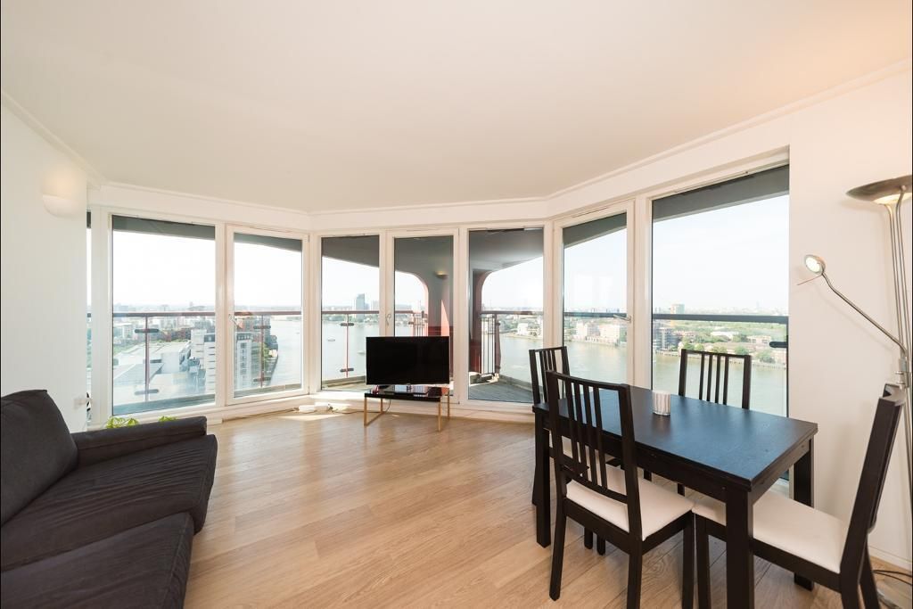 2 bed flat to rent in Seacon Tower, 5 Hutchings Street, Canary Wharf ...