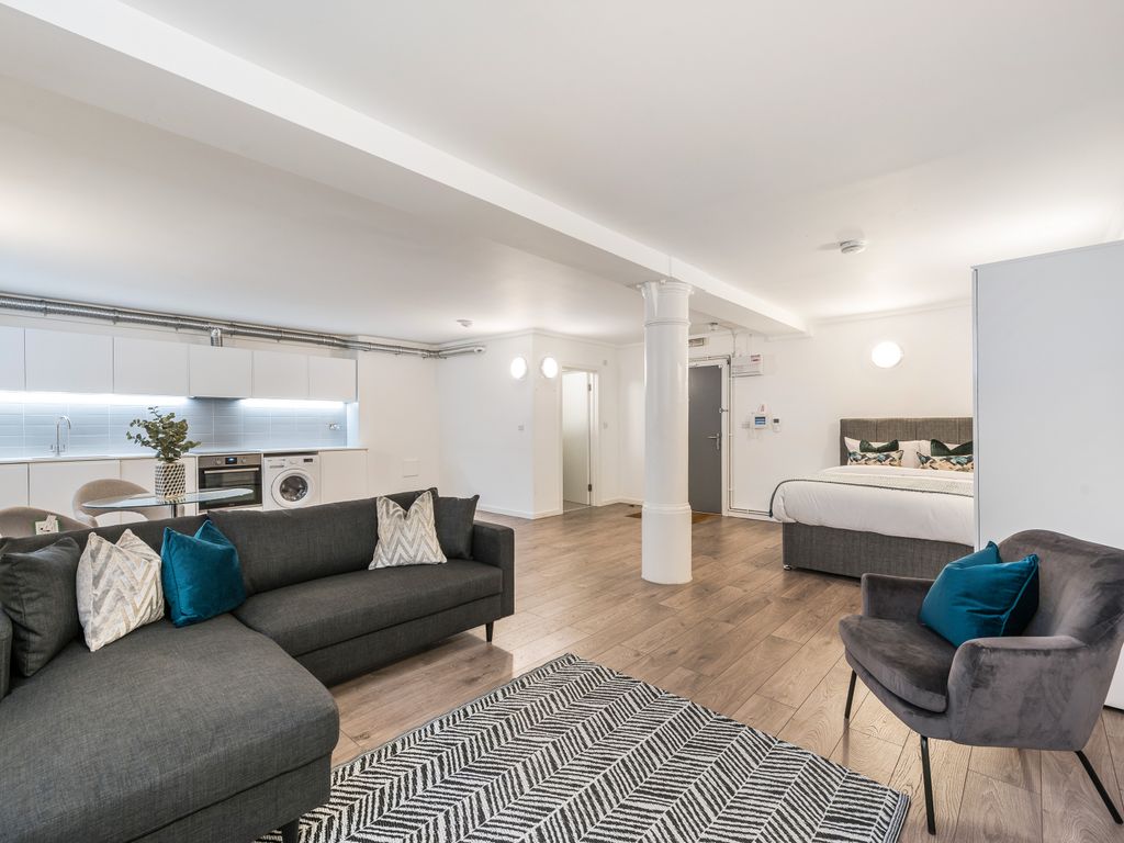 Studio to rent in Tyssen Street, London E8, £1,800 pcm - Zoopla