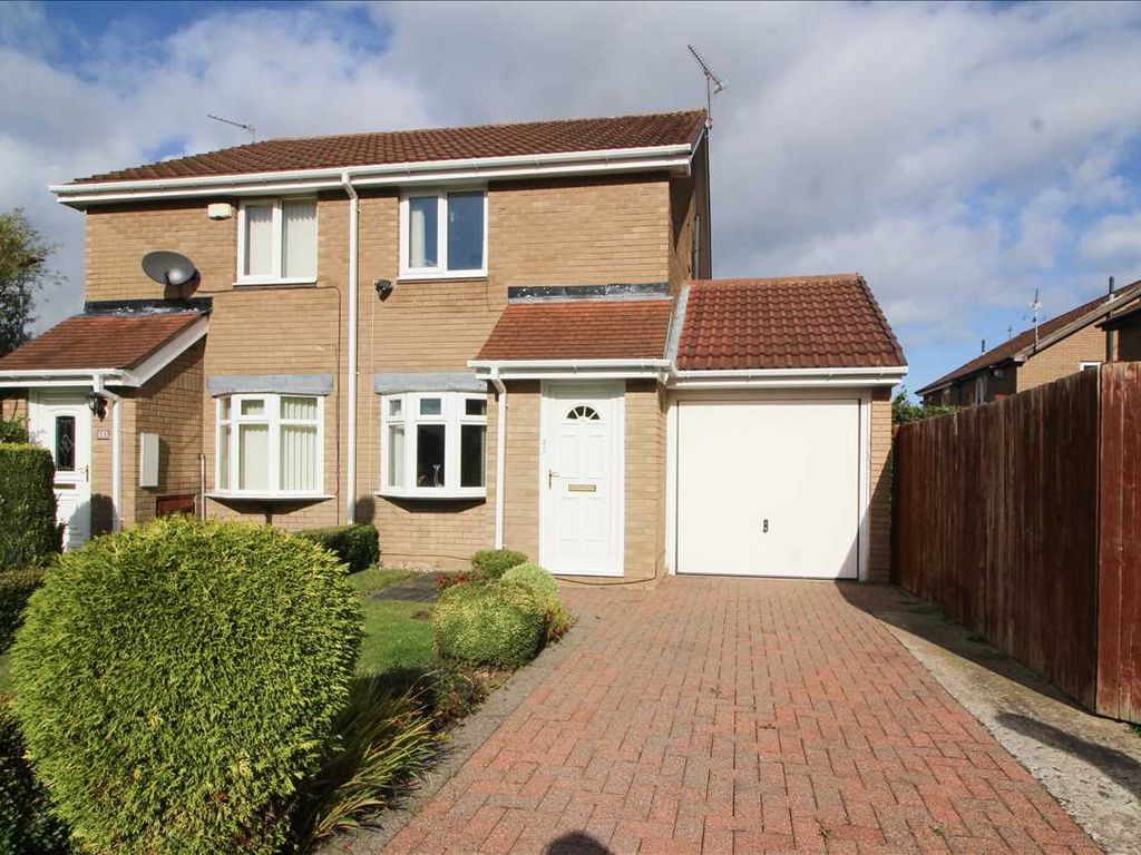 2 Bed Semi Detached House For Sale In Hazelmere Crescent Eastfield