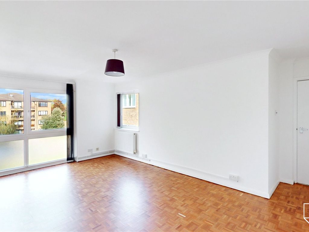 2 bed flat to rent in Widmore Road, Bromley BR1, £1,650 pcm - Zoopla