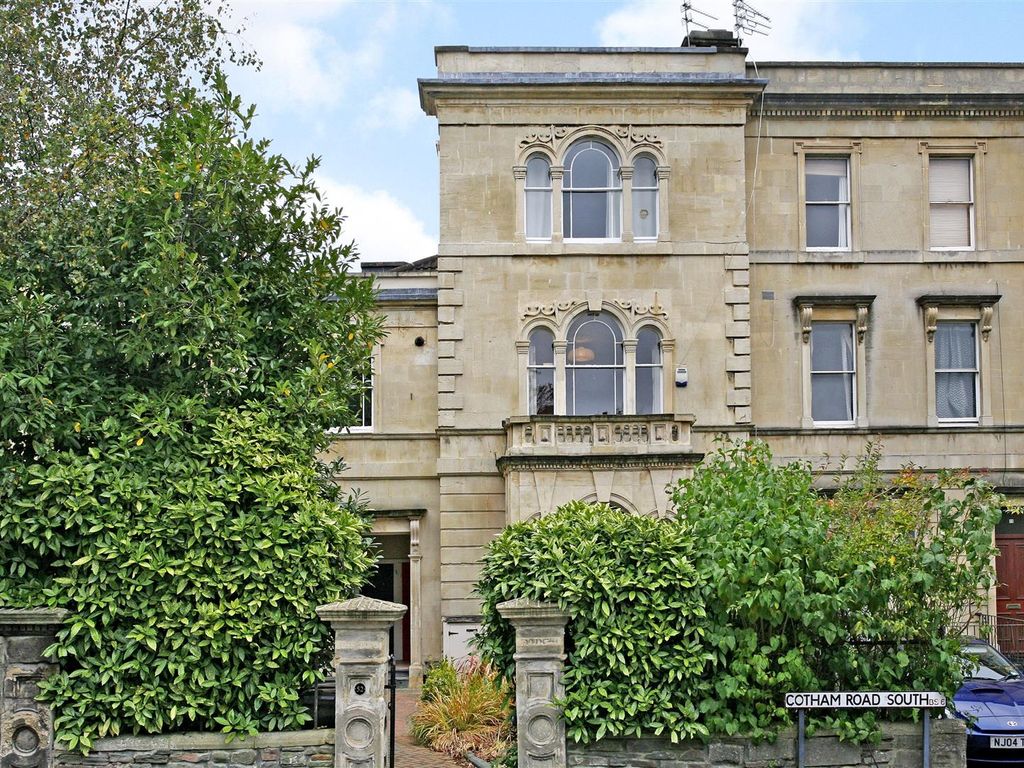 2 bed flat to rent in Cotham Road, Cotham, Bristol BS6, £1,600 pcm - Zoopla