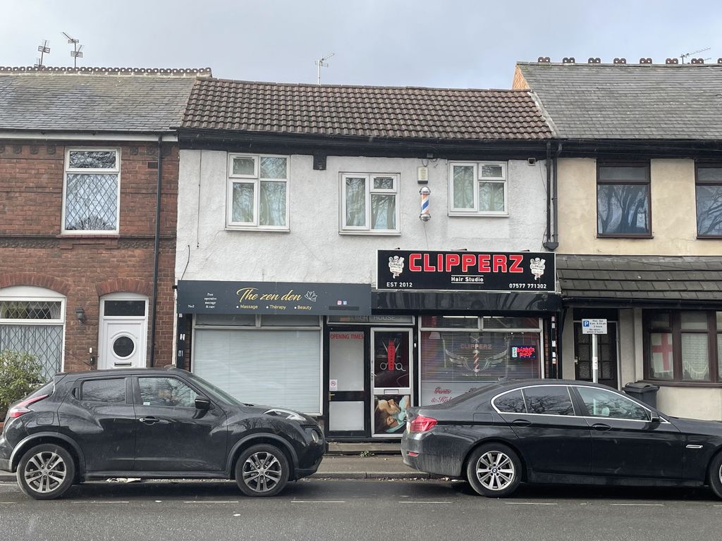 Retail premises to let in The Green, Wednesbury, West Midlands WS10 ...