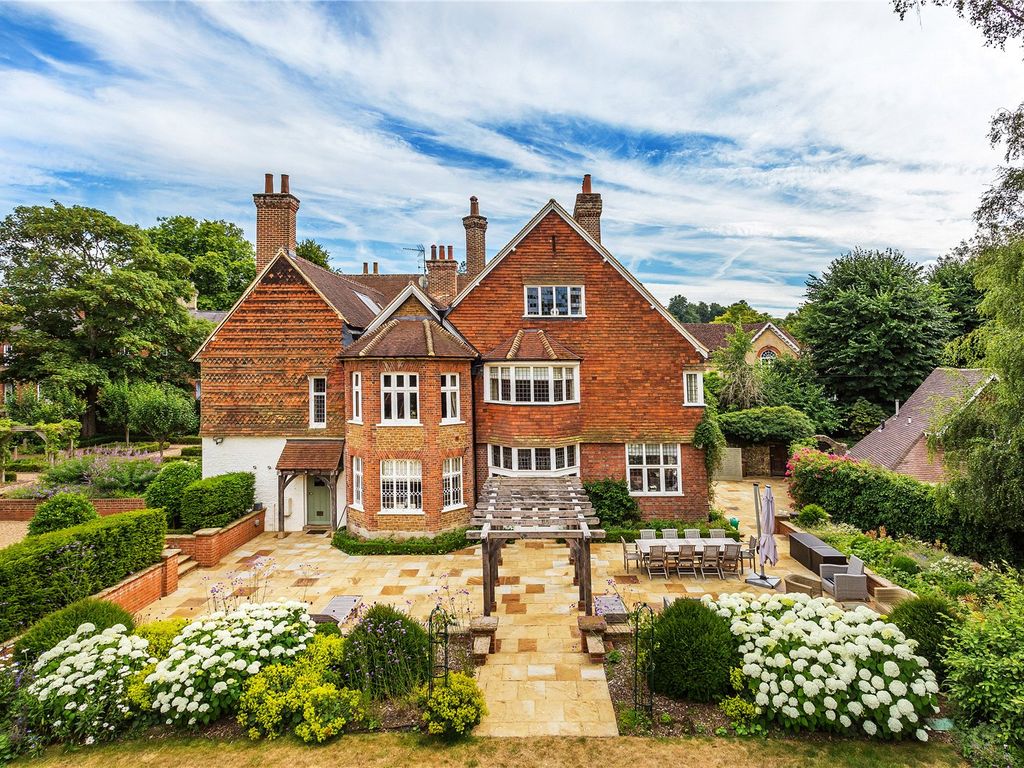7 bed detached house for sale in Borough Road, Godalming, Surrey GU7 ...