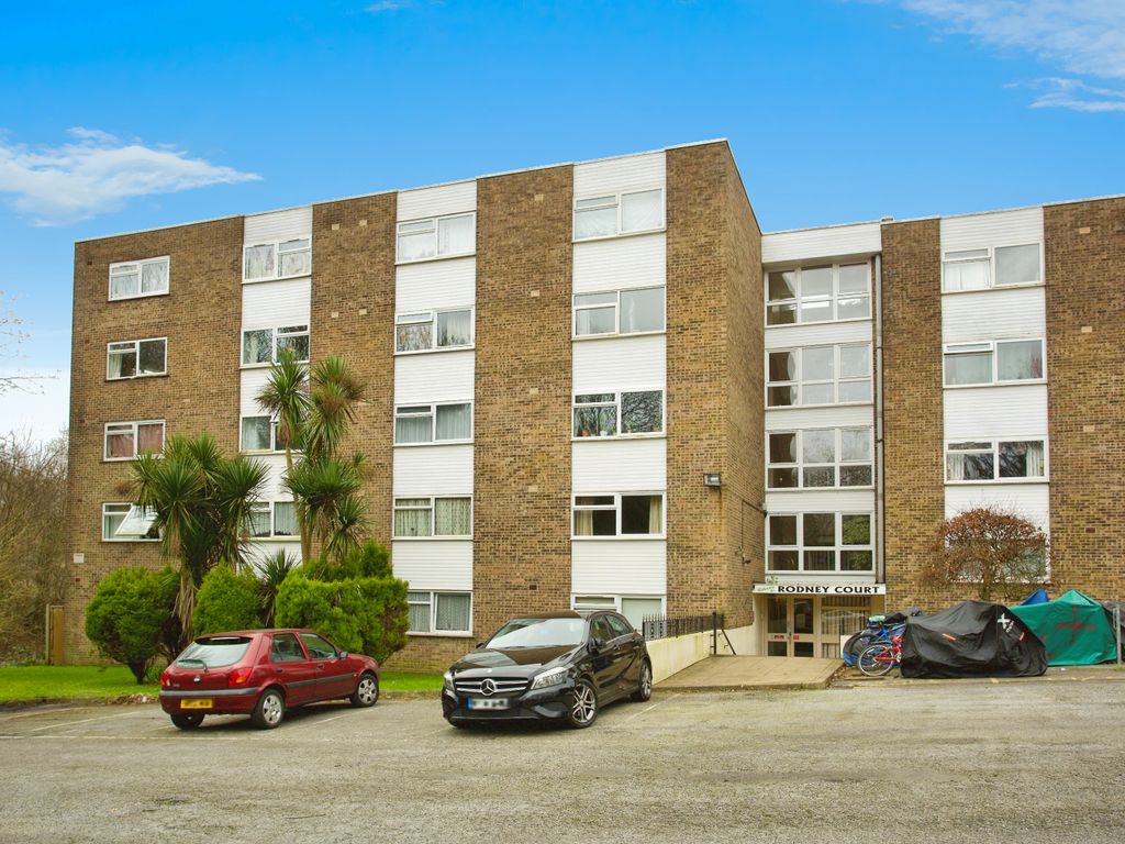 1 bed flat for sale in Rodney Court, Anson Drive, Southampton ...