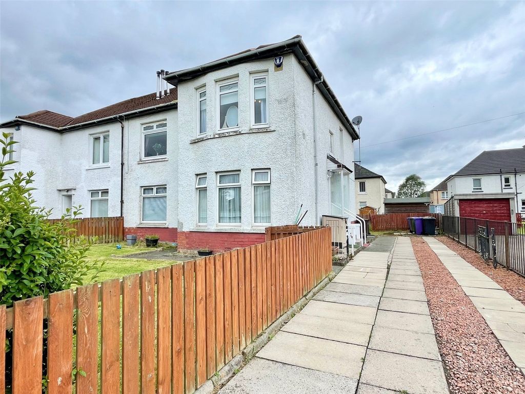 3 Bed Flat For Sale In Carlibar Avenue Knightswood Glasgow G13 £