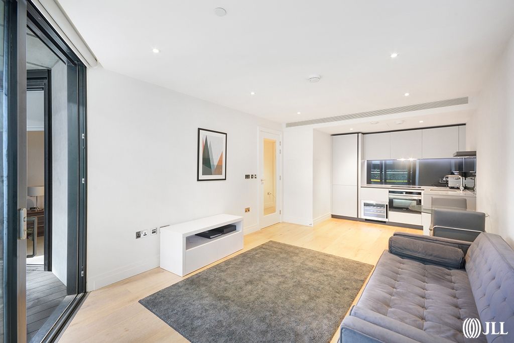 1 bed flat to rent in Nine Elms Lane, London SW11, £3,012 pcm - Zoopla