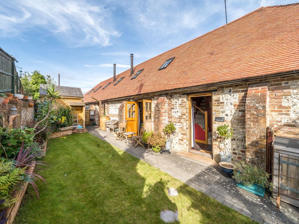 3 bed barn conversion for sale in Houghton, Arundel BN18, £700,000 - Zoopla