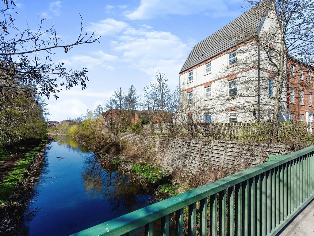 4 bed town house for sale in Leamore Lane, Walsall WS2 - Zoopla