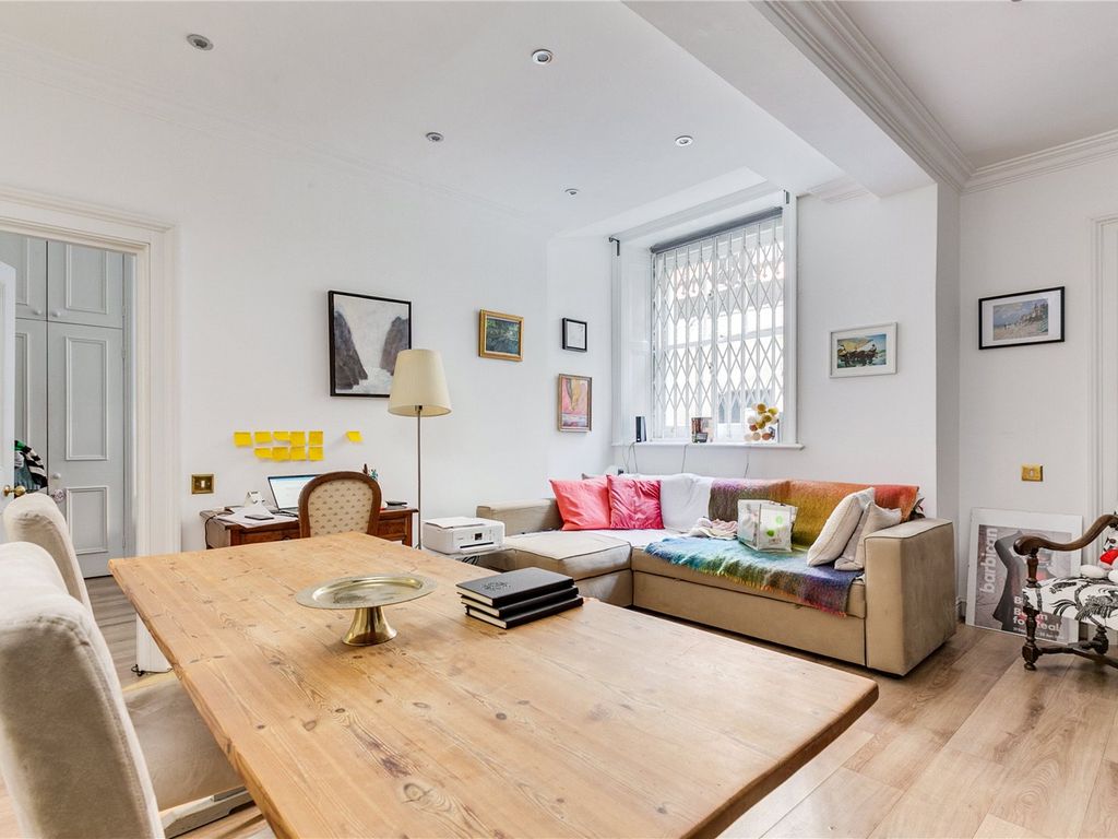 1 bed flat for sale in Palace Gate, London W8 - Zoopla