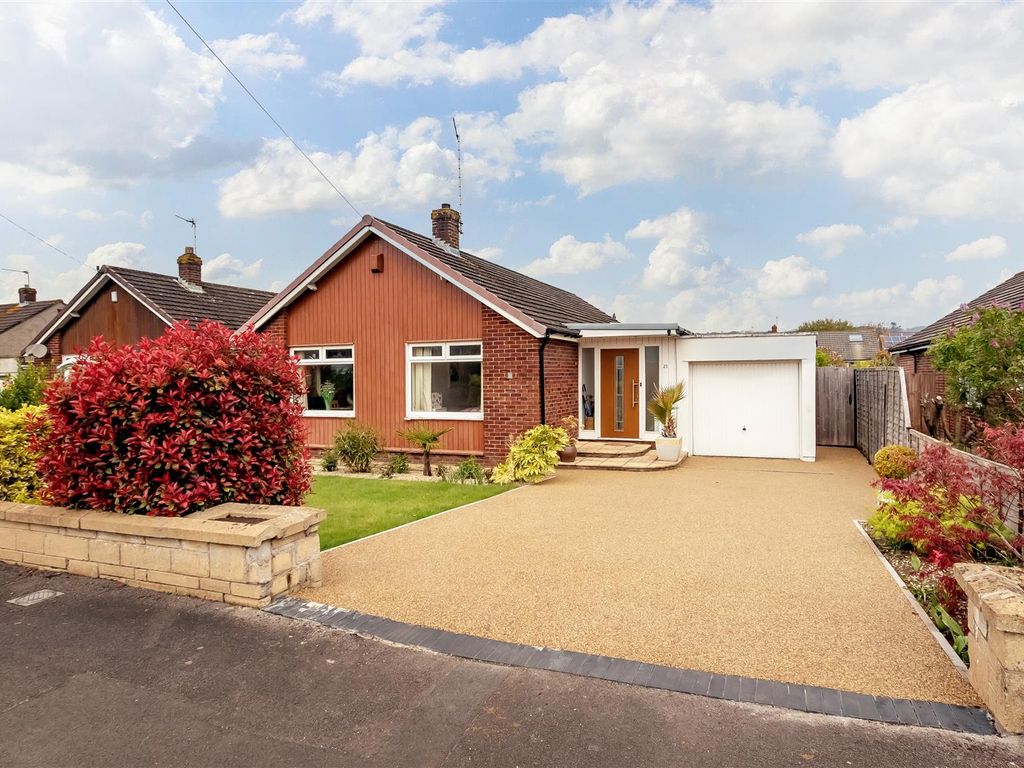 3 Bed Detached Bungalow For Sale In Heathfield Road Nailsea Bristol
