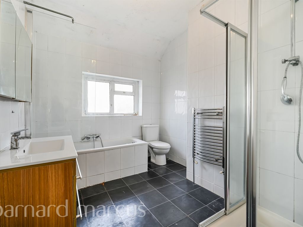 2 Bed End Terrace House For Sale In Grant Road Addiscombe Croydon Cr0