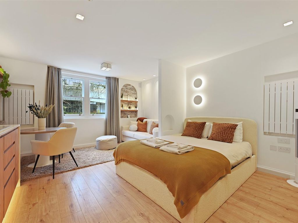 Studio for sale in Lexham Gardens, London W8, £400,000 - Zoopla