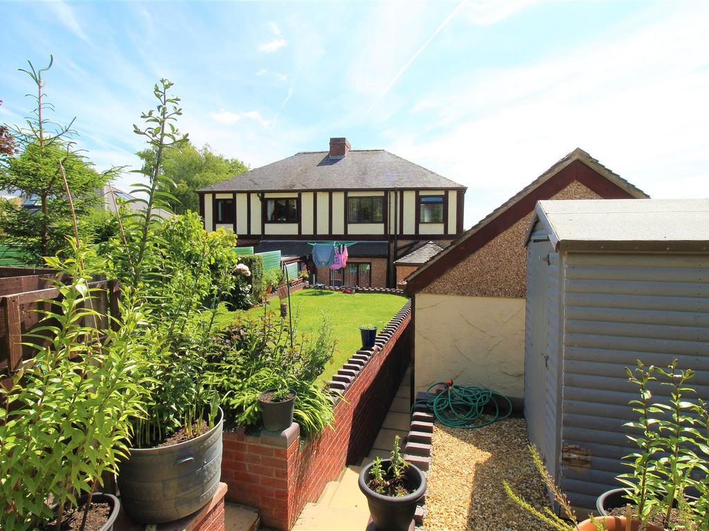 3 Bed Semi Detached House For Sale In Birches Head Road Northwood