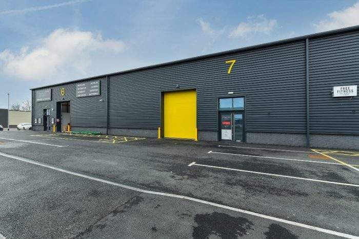 Light industrial to let in Unit 7, Former Vesuvius Works, Sandy Lane ...