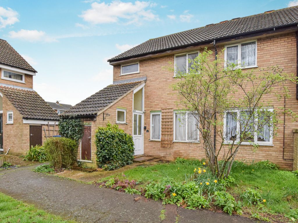 4 bed end terrace house for sale in Kings Gardens, Huntingdon PE29 - Zoopla