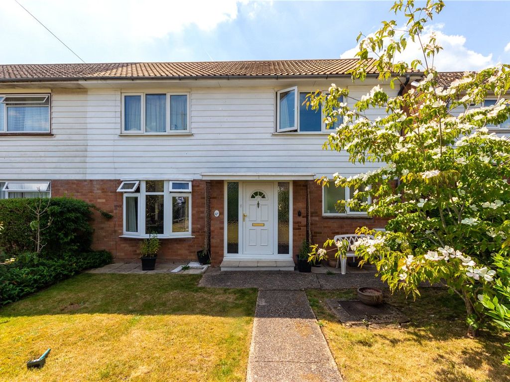 3 Bed End Terrace House For Sale In Parsons Close Flamstead St