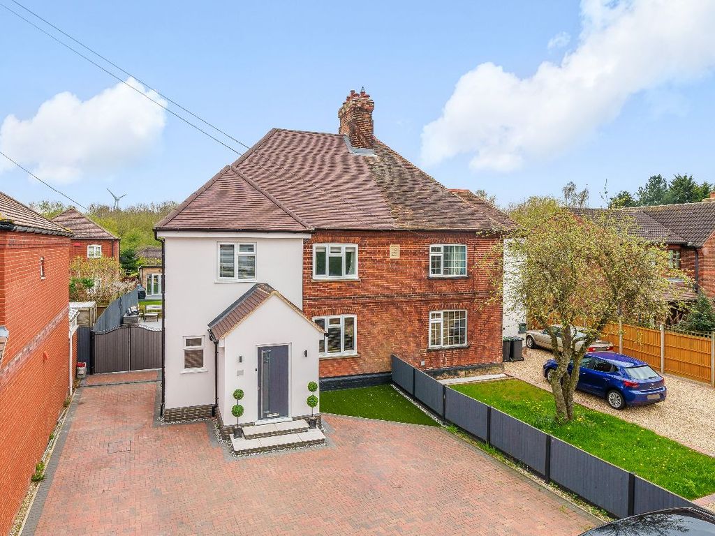 4 Bed Semi Detached House For Sale In Bedford Road Marston Moretaine