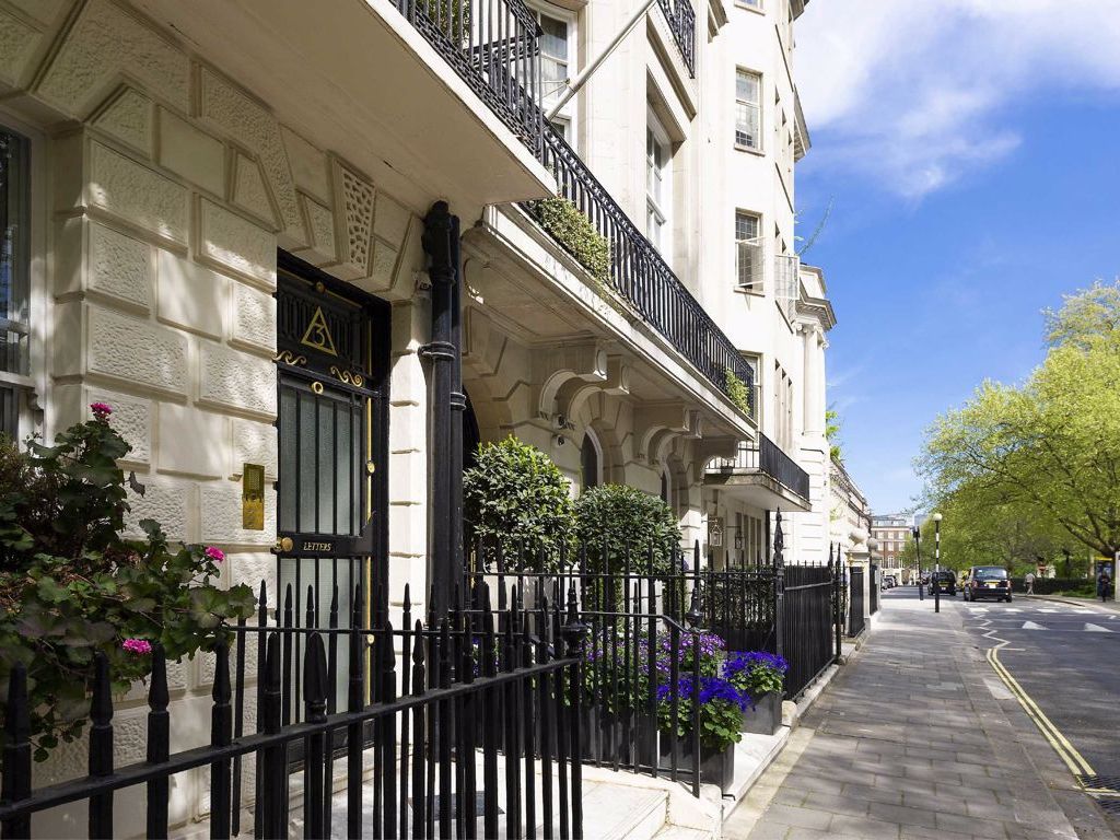 8 bed property for sale in Upper Brook Street, London W1K - Zoopla