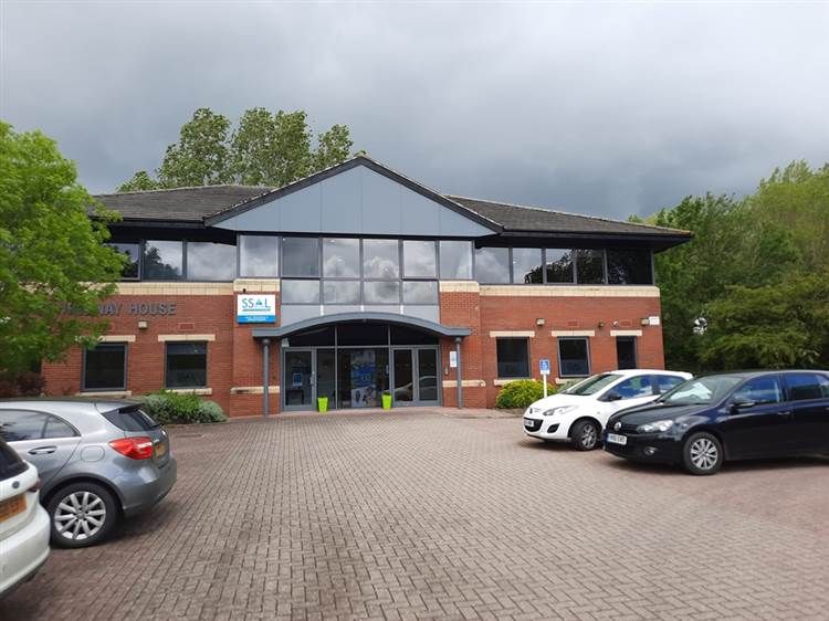 Property to let in Priors Walk, Priory Avenue, Taunton TA1, Non quoting ...