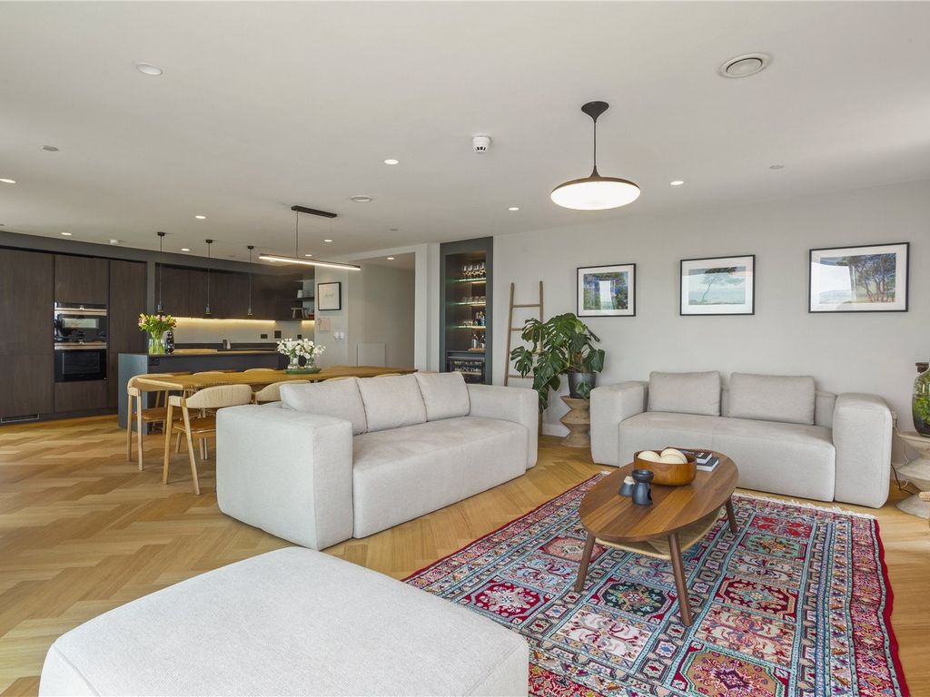 2 bed flat to rent in Store Street, Manchester, Greater Manchester M1 ...