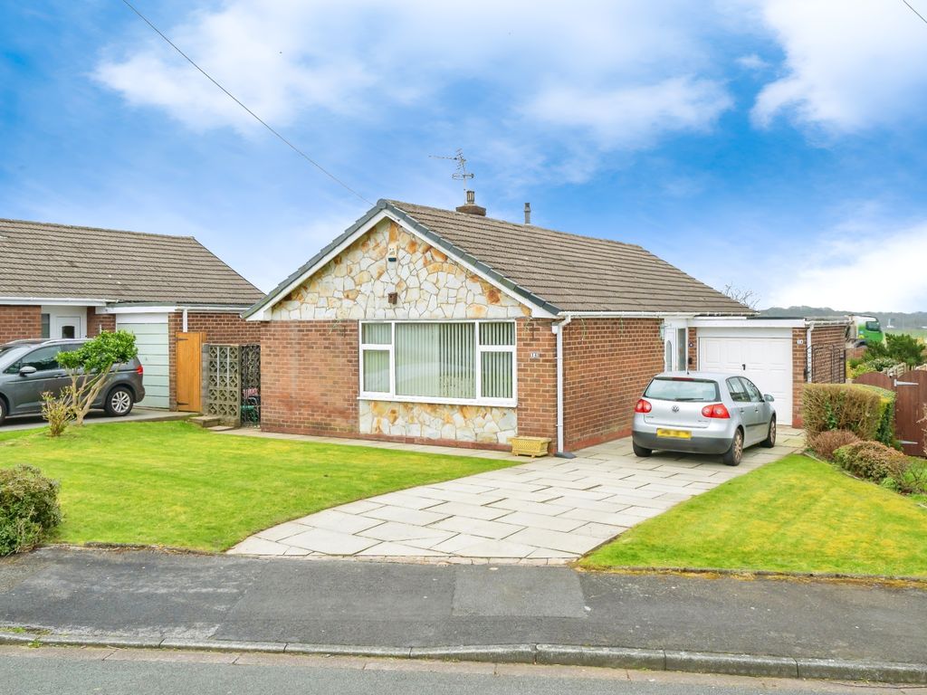 3 Bed Detached Bungalow For Sale In Linkside Avenue Warrington Wa2 £