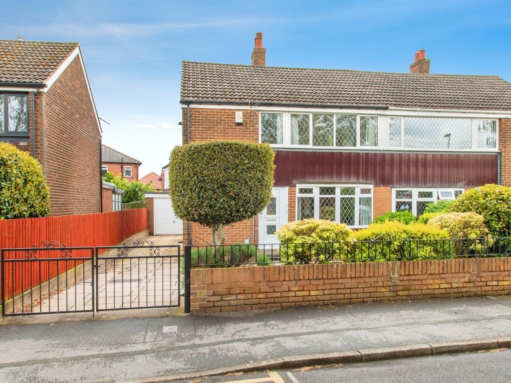 3 Bed Semi Detached House For Sale In St Anthonys Drive Beeston