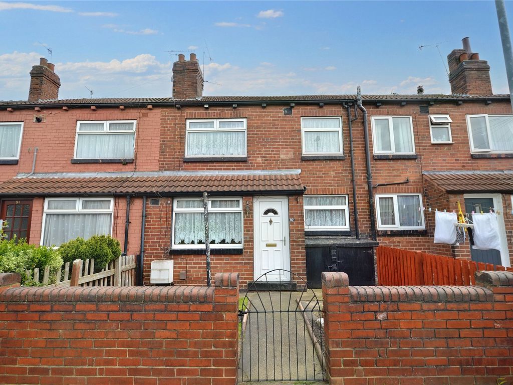 1 bed terraced house for sale in Longroyd View, Leeds, West Yorkshire ...