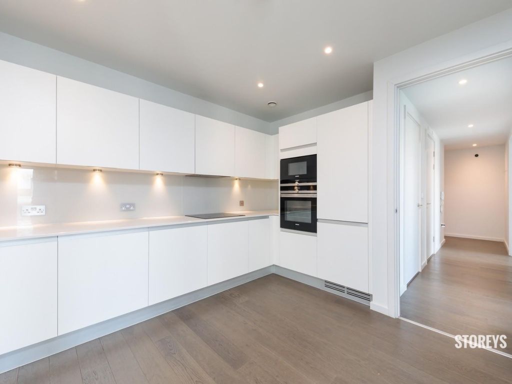 2 bed flat to rent in York Way, Kings Cross, London N7, £3,000 pcm - Zoopla