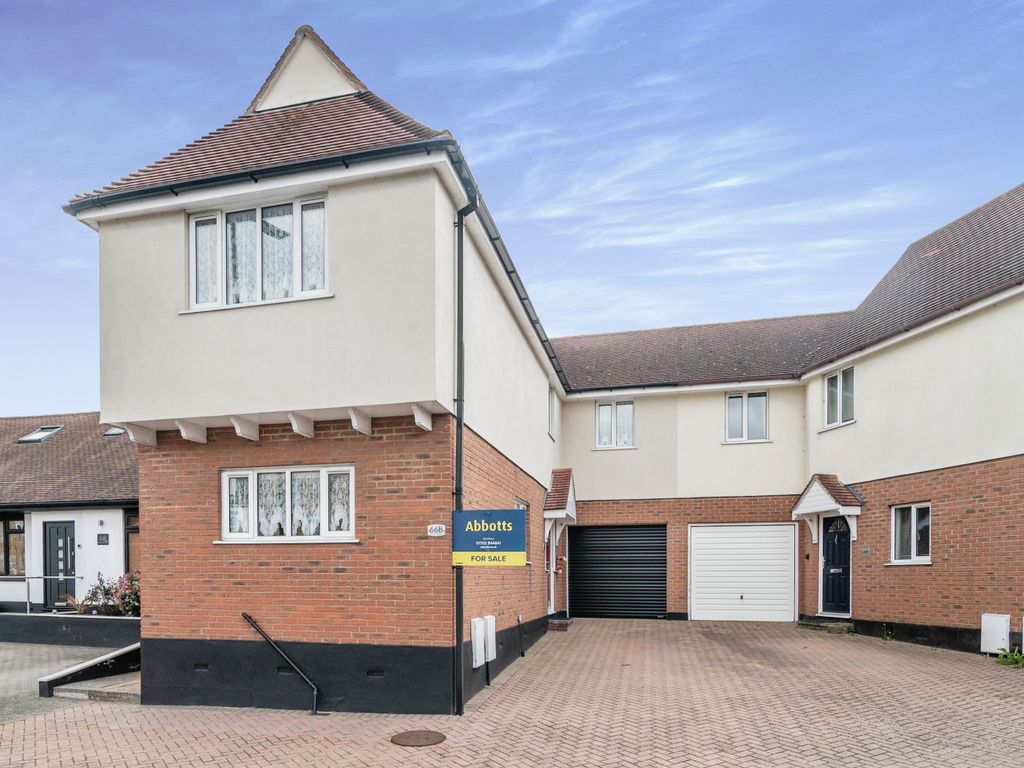 3 Bed Semi Detached House For Sale In North Street Rochford Essex Ss4