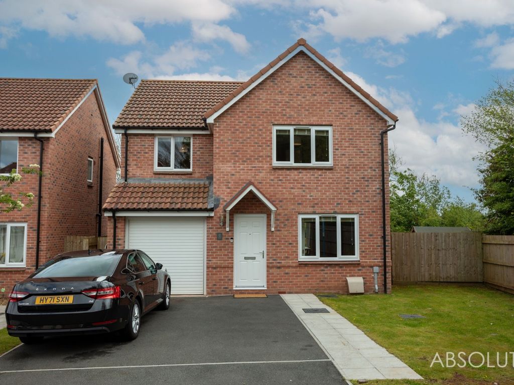 4 bed detached house for sale in Pencarrow Road, Paignton TQ3 - Zoopla