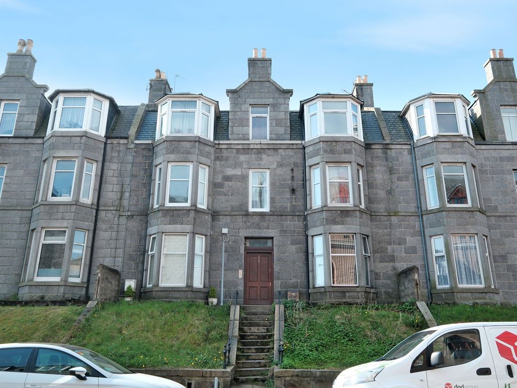 1 bed flat for sale in Victoria Road, Aberdeen AB11, £59,995 - Zoopla